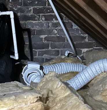 Is water leaking and dripping from your extractor fan vent? | Your ...